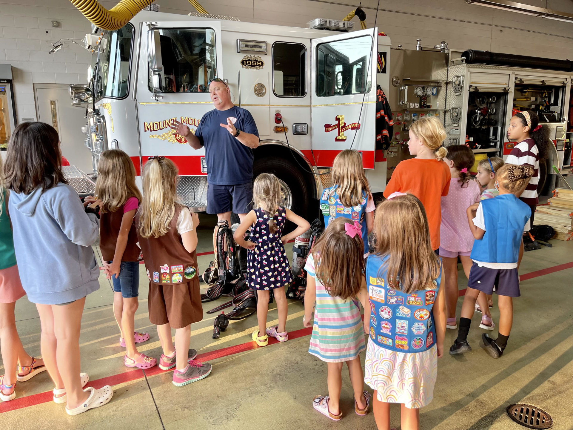 Girl Scout Troop 13179 expresses appreciation for Mount Mourne Fire Department | Iredell Free News