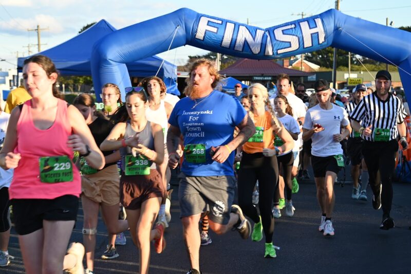 Photo Gallery: 7th Annual Wicked Fast 5K draws crowd to Troutman ...