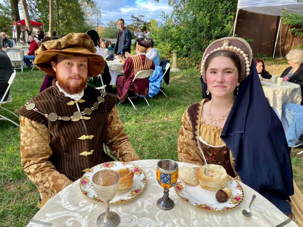 Historic Sharpe House hosts inaugural Raptor Faire (Photo Gallery ...