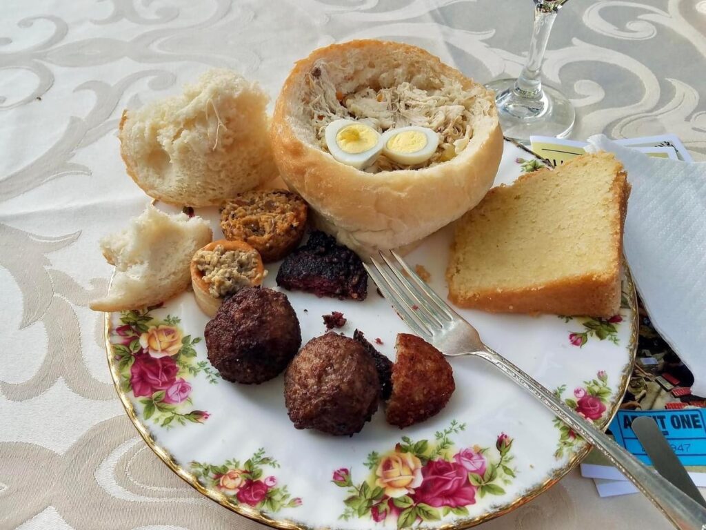 Historic Sharpe House hosts inaugural Raptor Faire (Photo Gallery ...