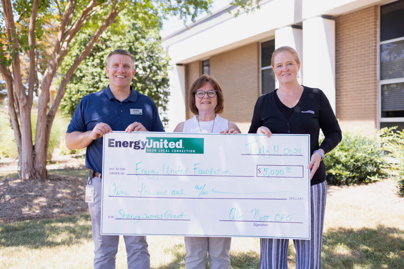 EnergyUnited awards grants totaling $20,000 to three local nonprofits | Iredell Free News